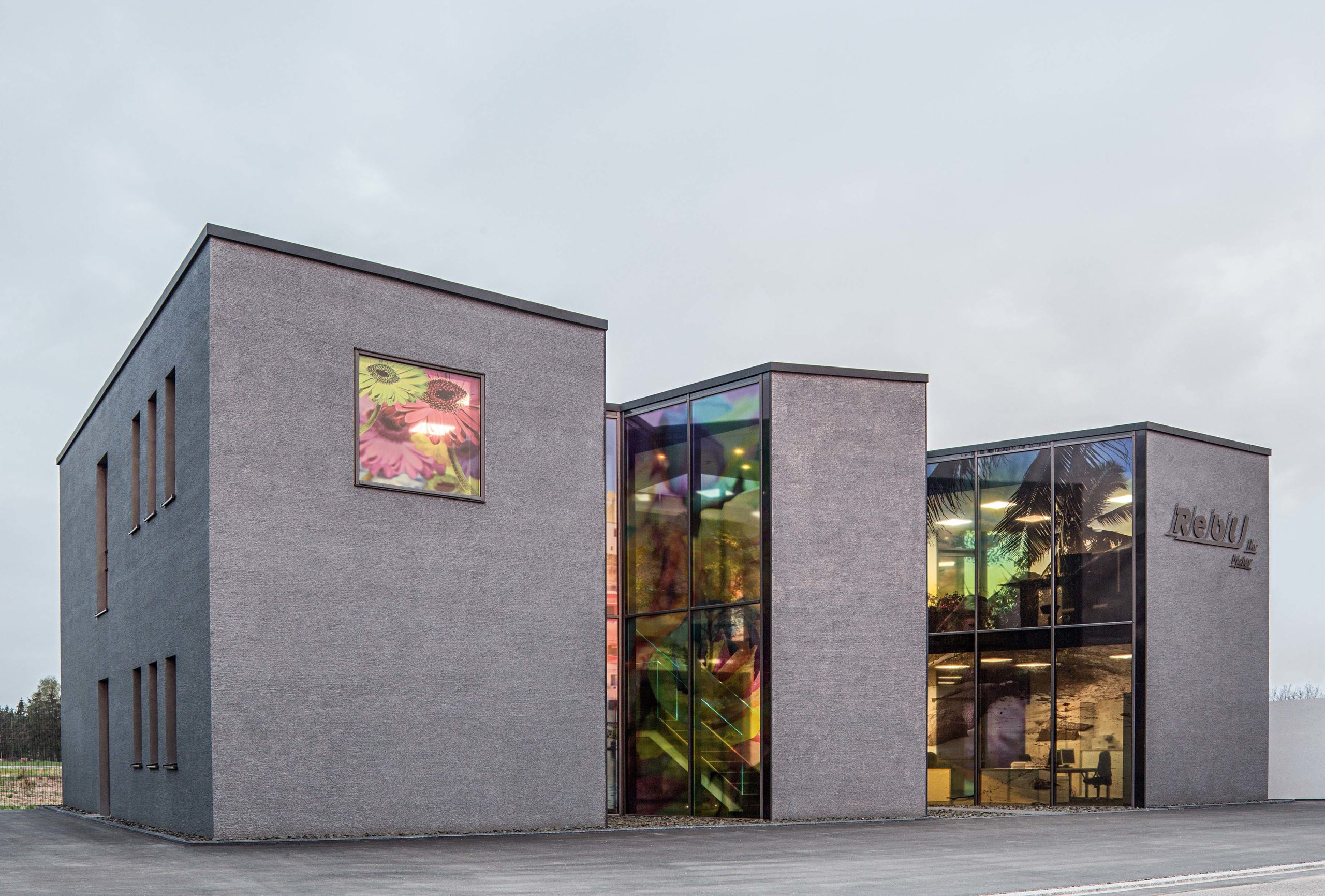 Color Cuts - bestworkspaces.com