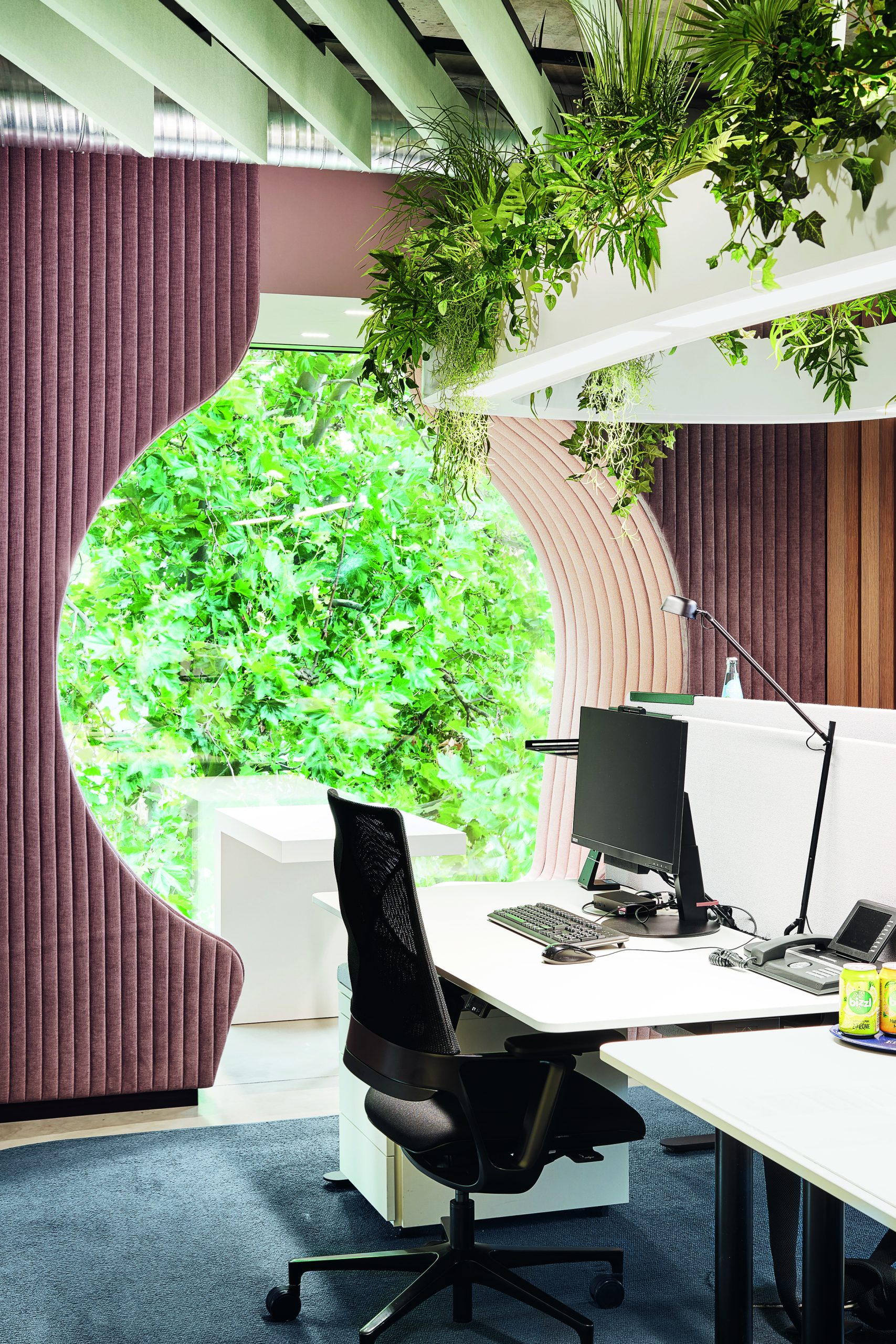 Cheers - bestworkspaces.com