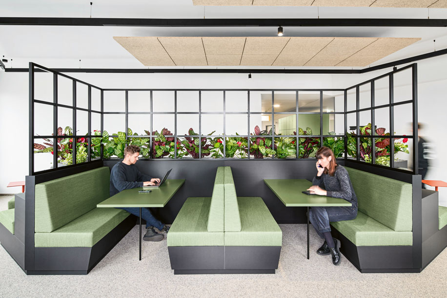 Urban Contrast - bestworkspaces.com