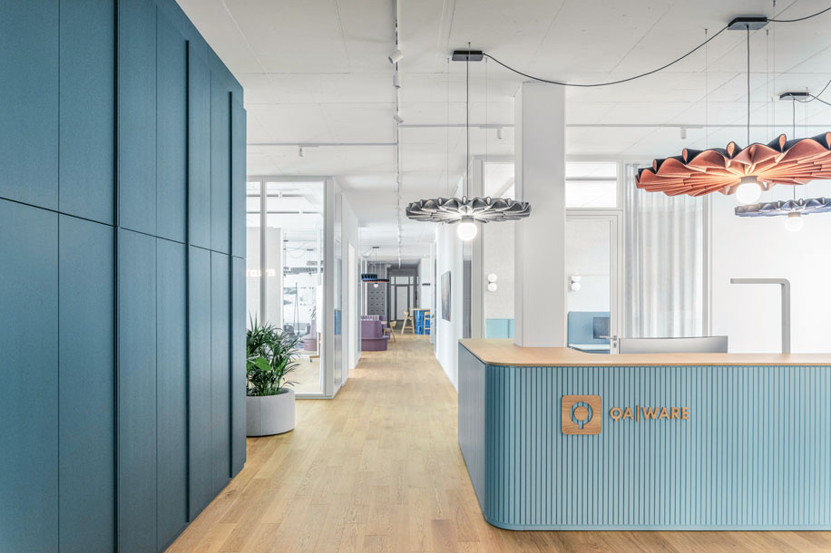 Hybrid Work - bestworkspaces.com