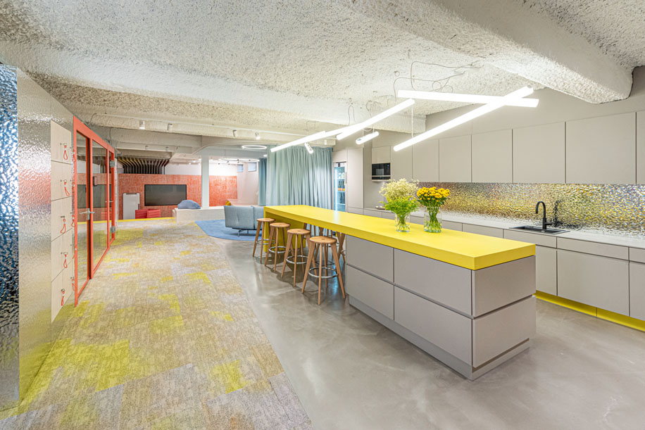 Colour-Coded - bestworkspaces.com